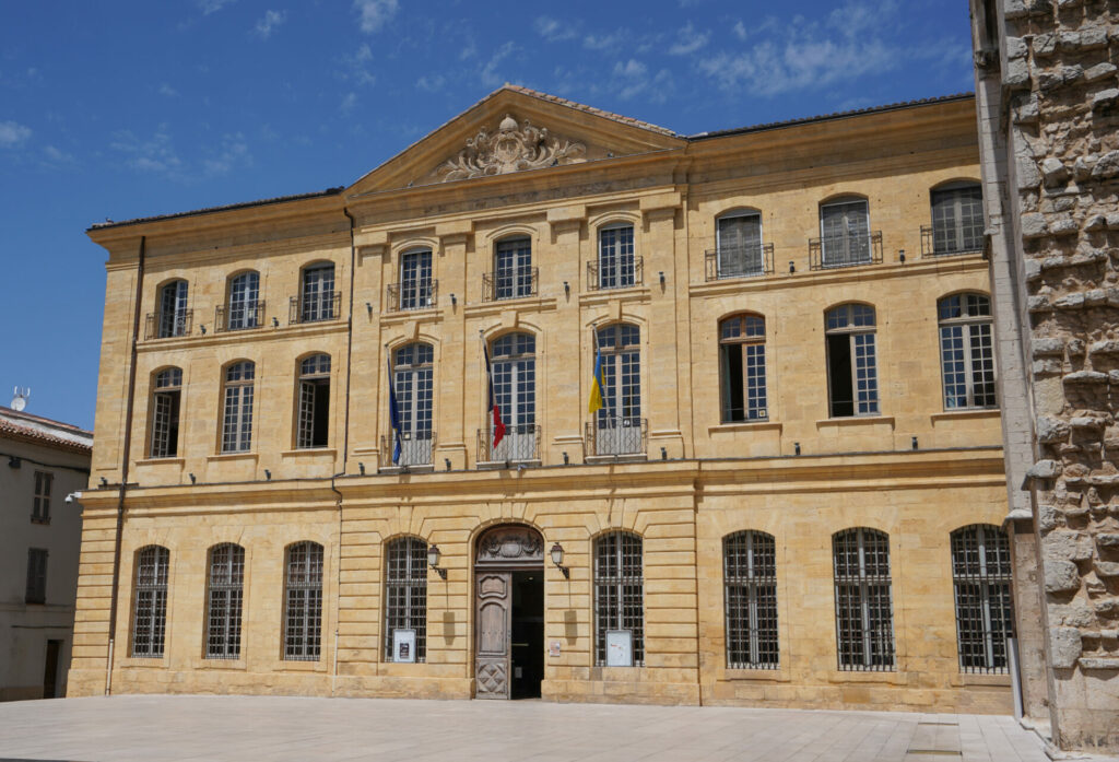 Mairie de Saint-Maximin-la-Sainte-Baume - Ville de Saint-Maximin-la ...